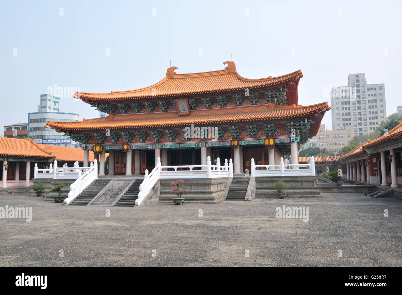 Taichung taiwan confucian temple hi-res stock photography and images ...