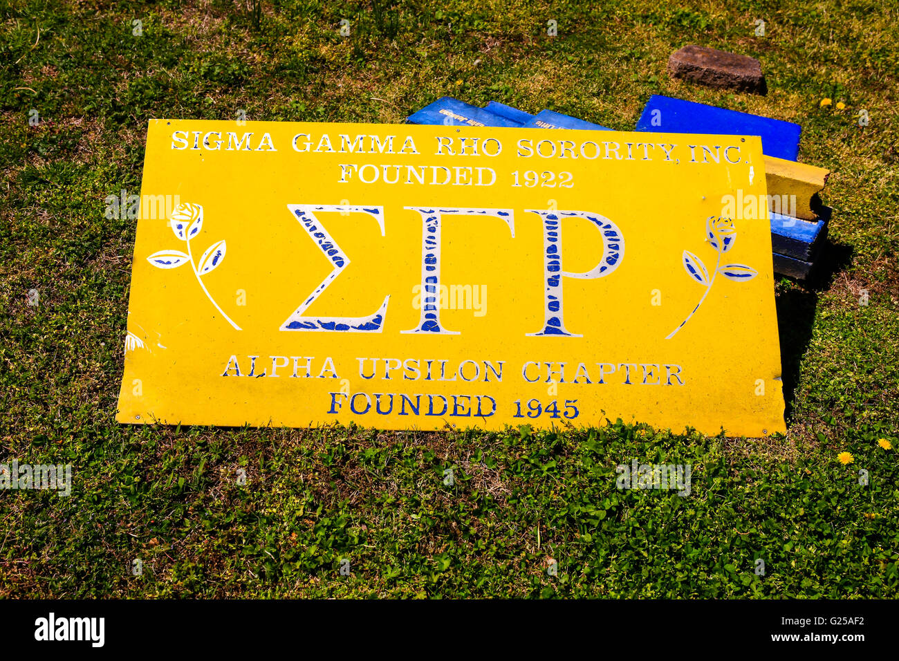 Sigma Gamma Rho Sorority artwork on Fisk University campus in Nashville ...