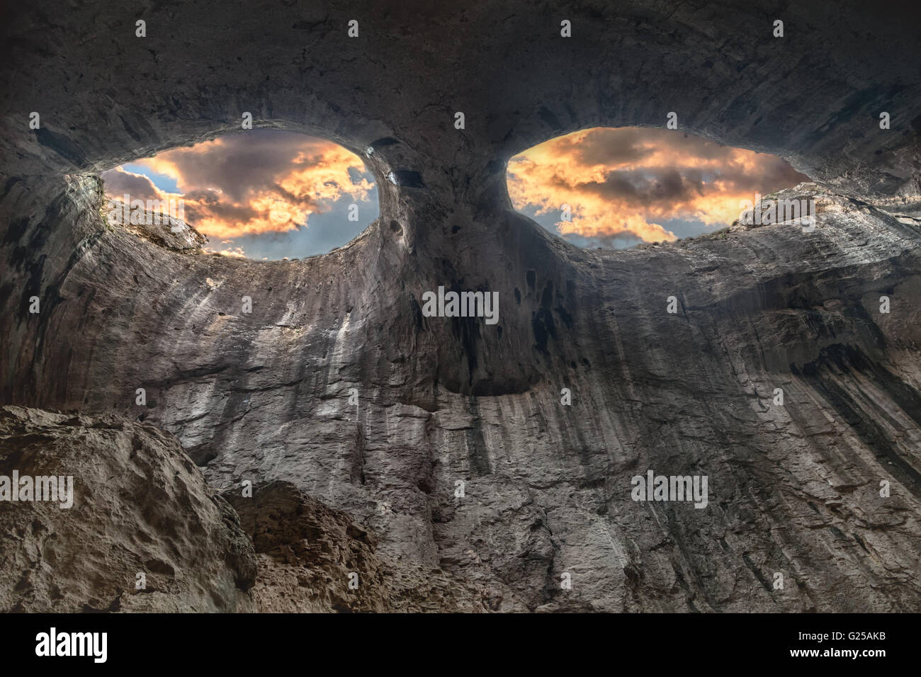Karst geography hi-res stock photography and images - Alamy