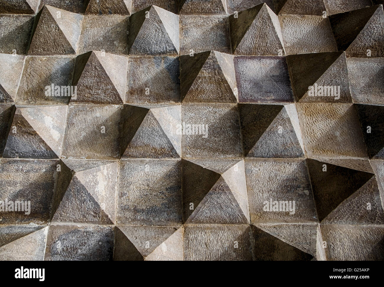 Pyramid shapes hi-res stock photography and images - Alamy