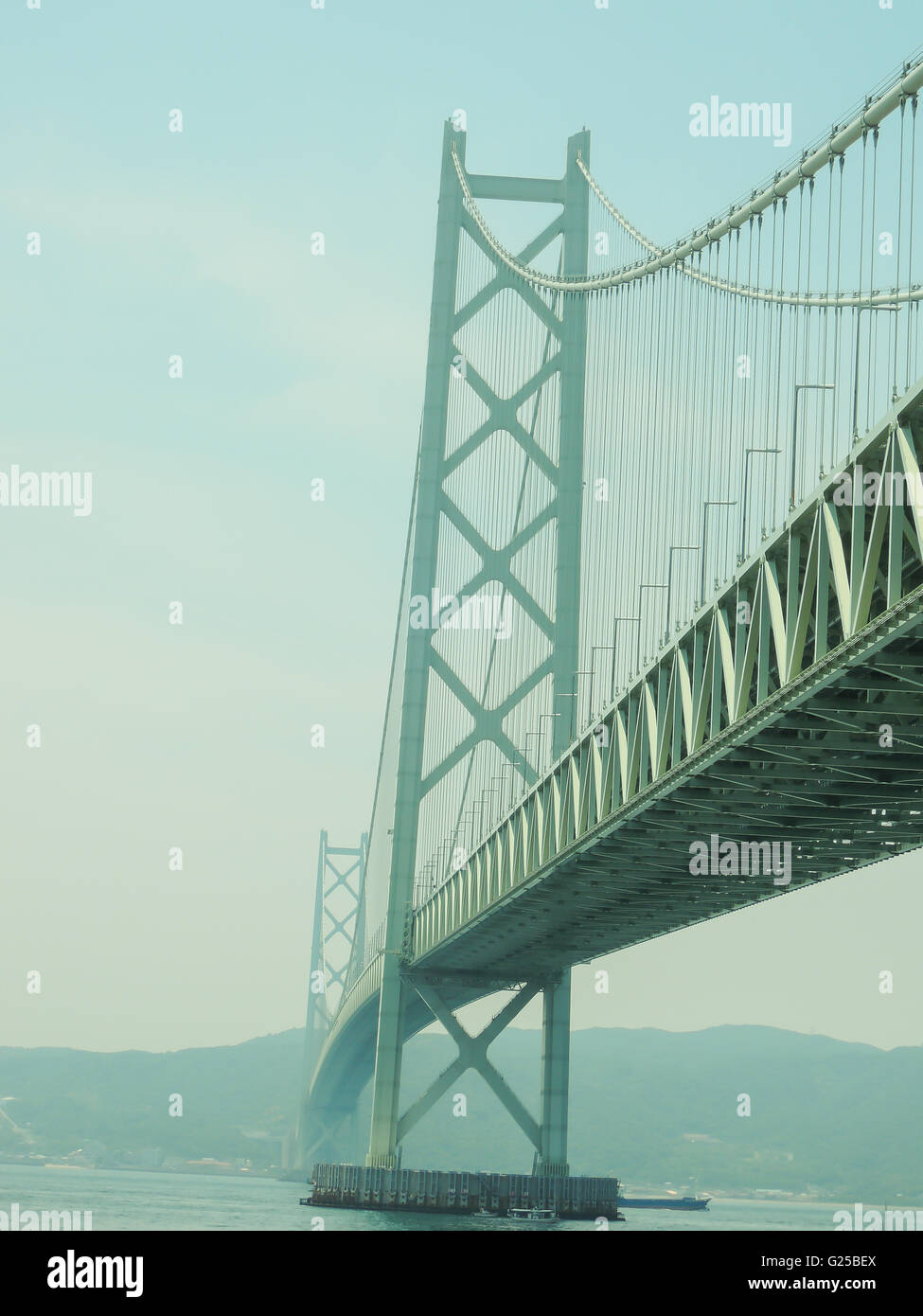 Pearl bridge ( Akashi Kaikyo) Bridge Japan Stock Photo - Alamy