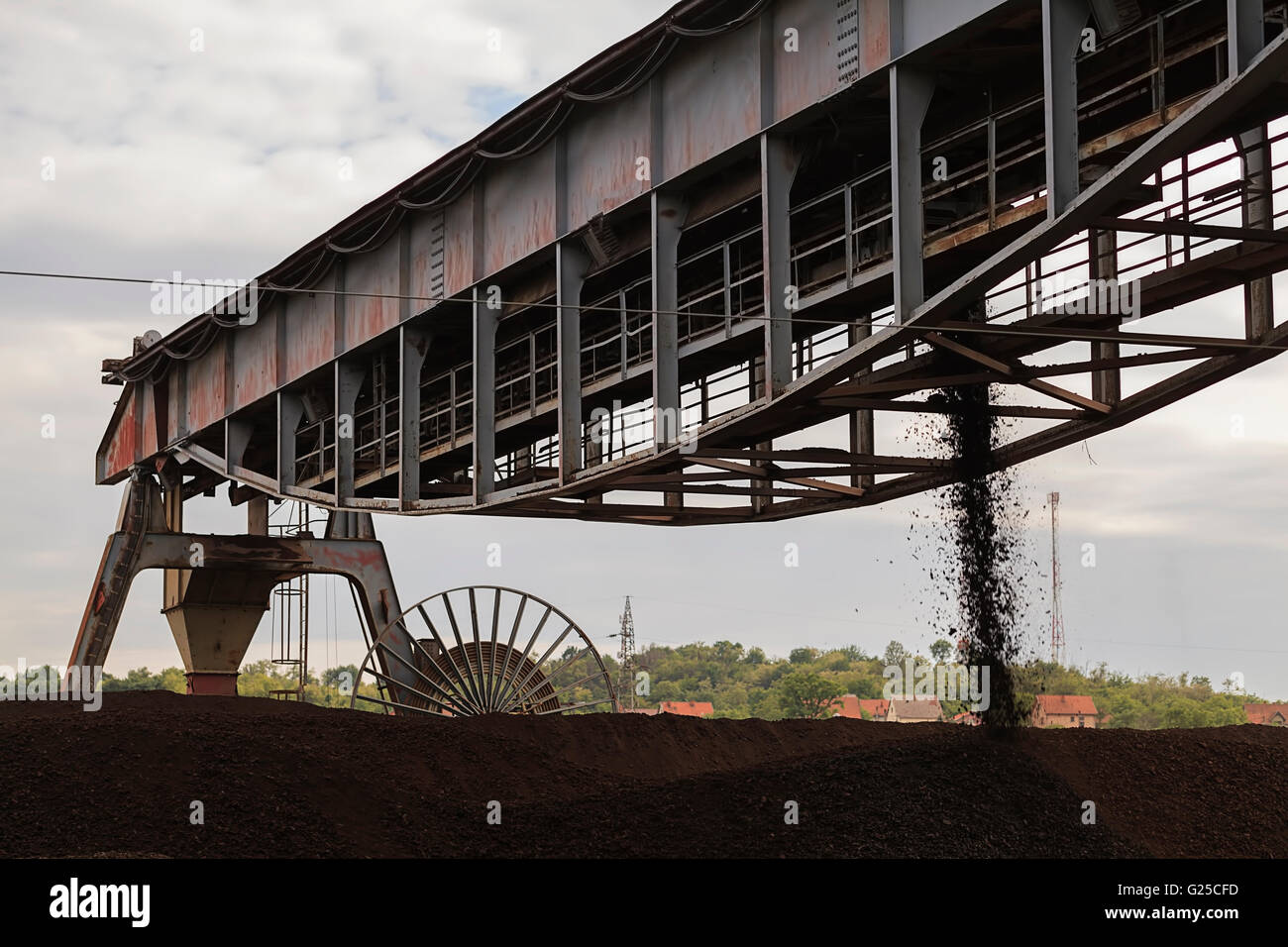 Carbon black facility hi-res stock photography and images - Alamy