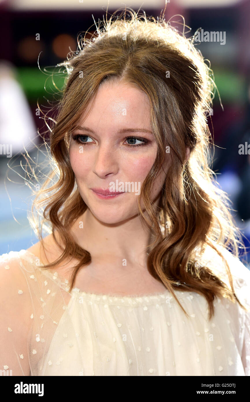 Morfydd Clark's Instagram, Twitter & Facebook on IDCrawl