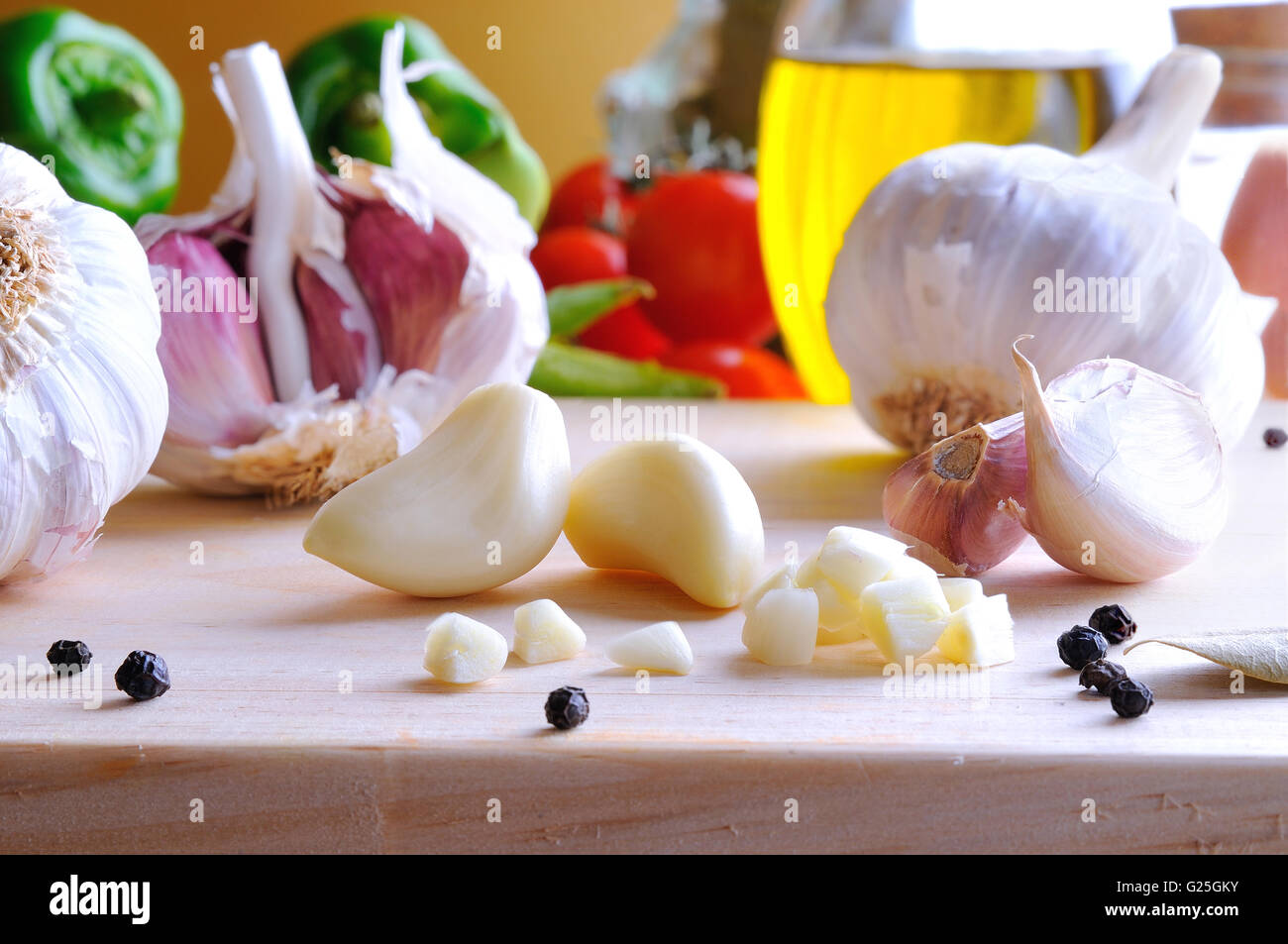 Prepare garlic hi-res stock photography and images - Alamy