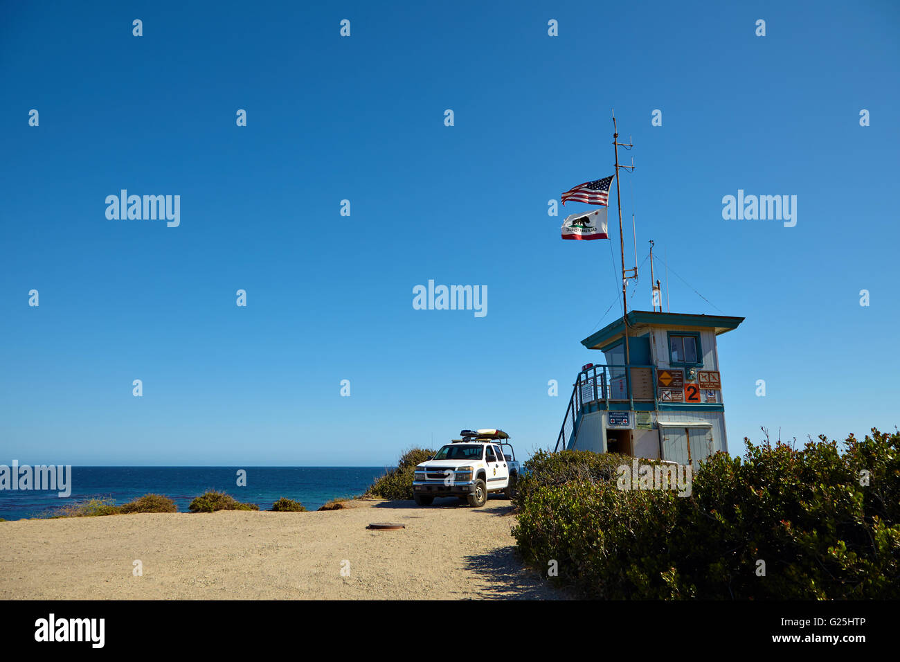 Lifeguard tower hut hi-res stock photography and images - Alamy