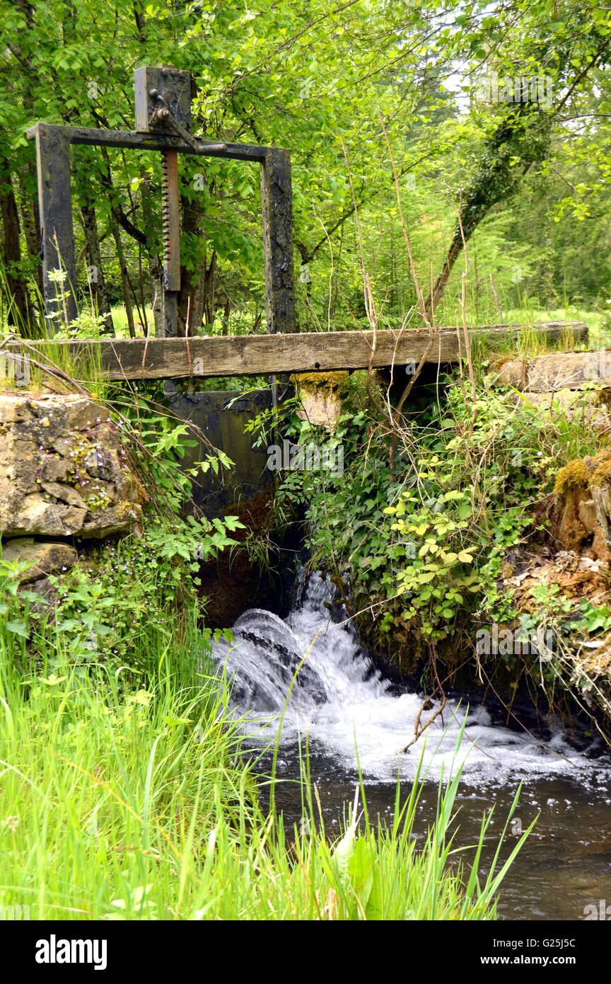 Black brook hi-res stock photography and images - Alamy