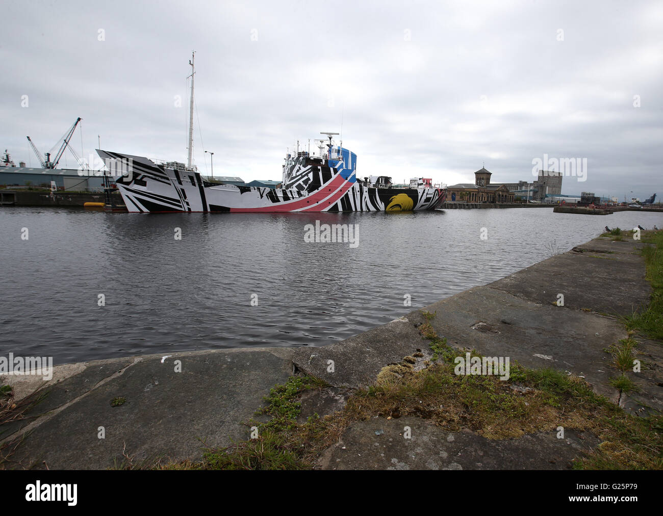 As artist ciara phillips unveils her design hi-res stock photography ...