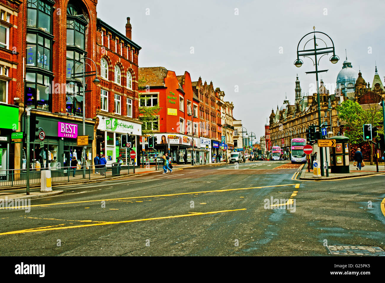Leeds city architecture hi-res stock photography and images - Alamy