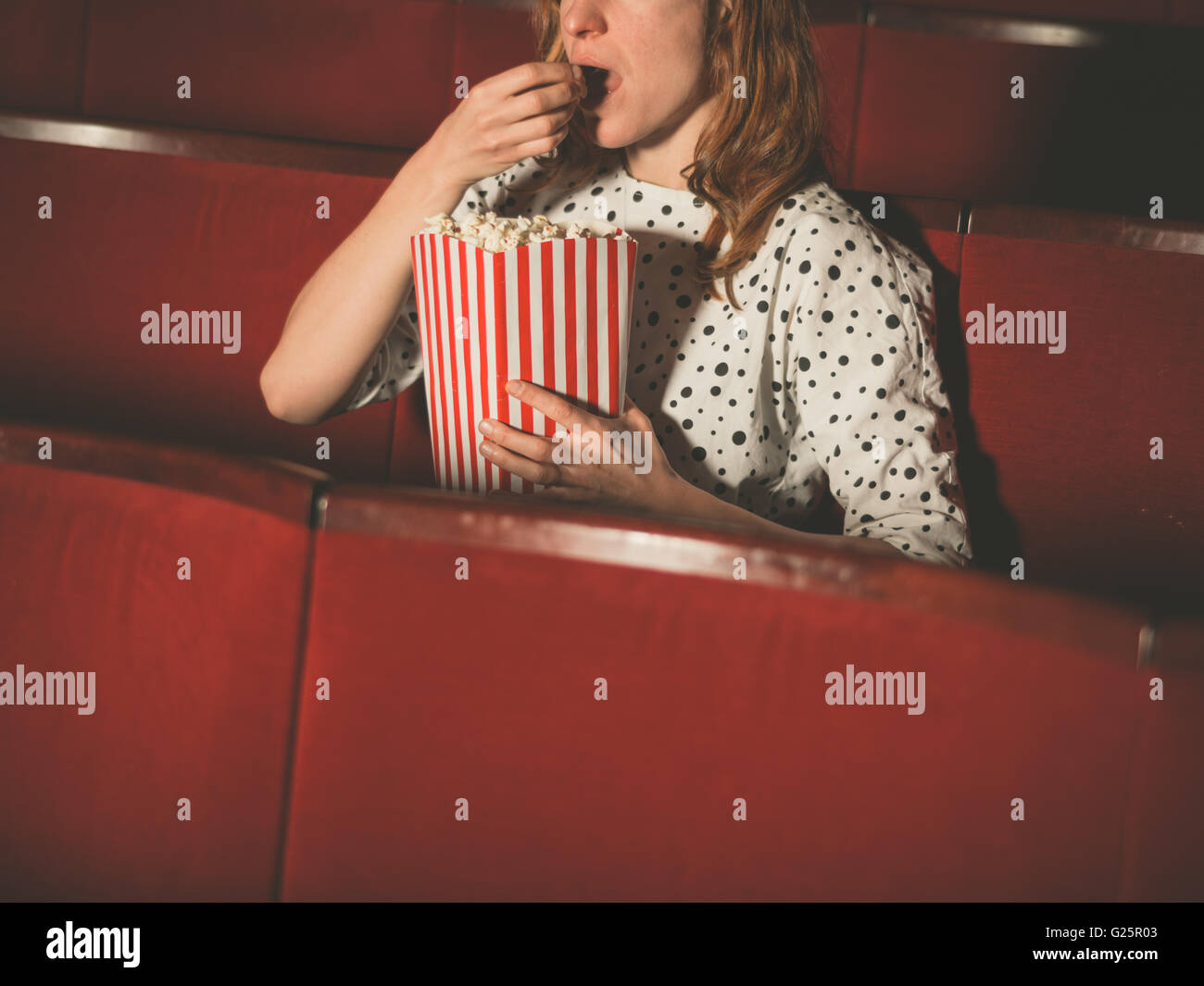 Movie theatre popcorn hi-res stock photography and images - Alamy