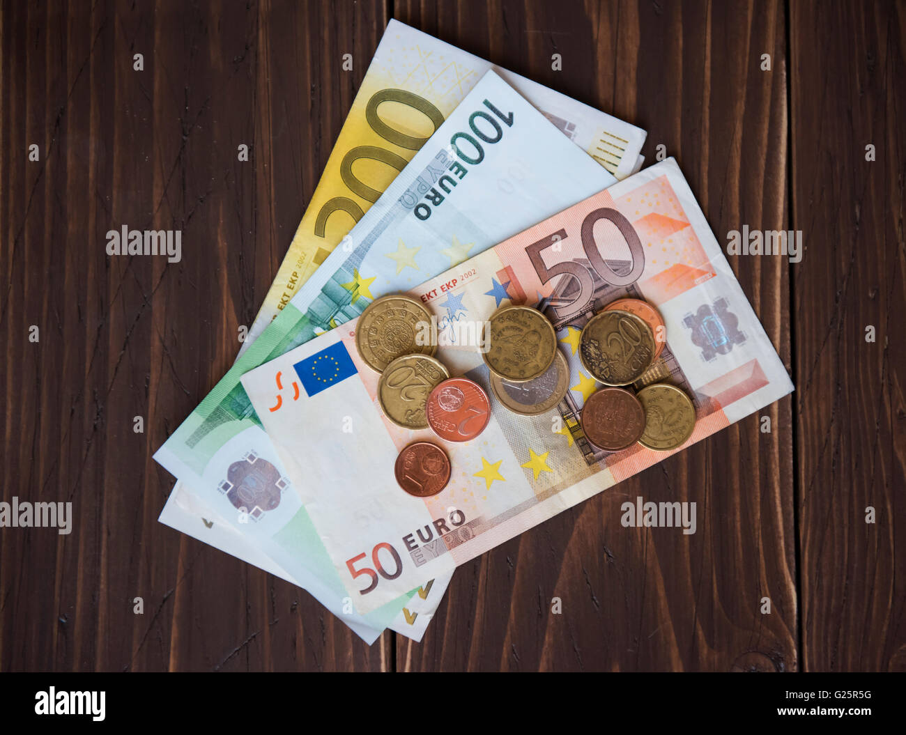 Papery hi-res stock photography and images - Alamy