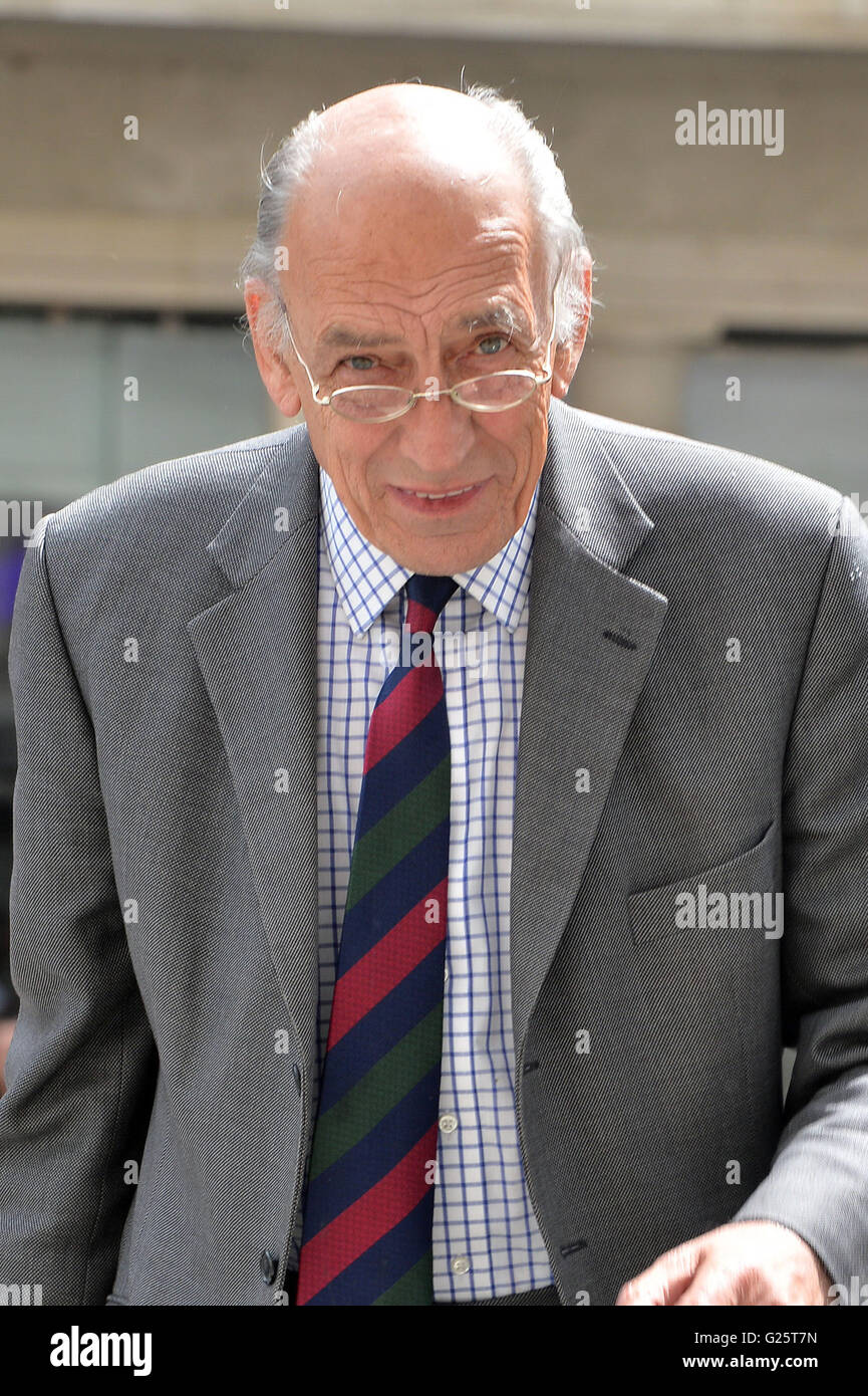 General Sir Mike Jackson High Resolution Stock Photography and Images ...