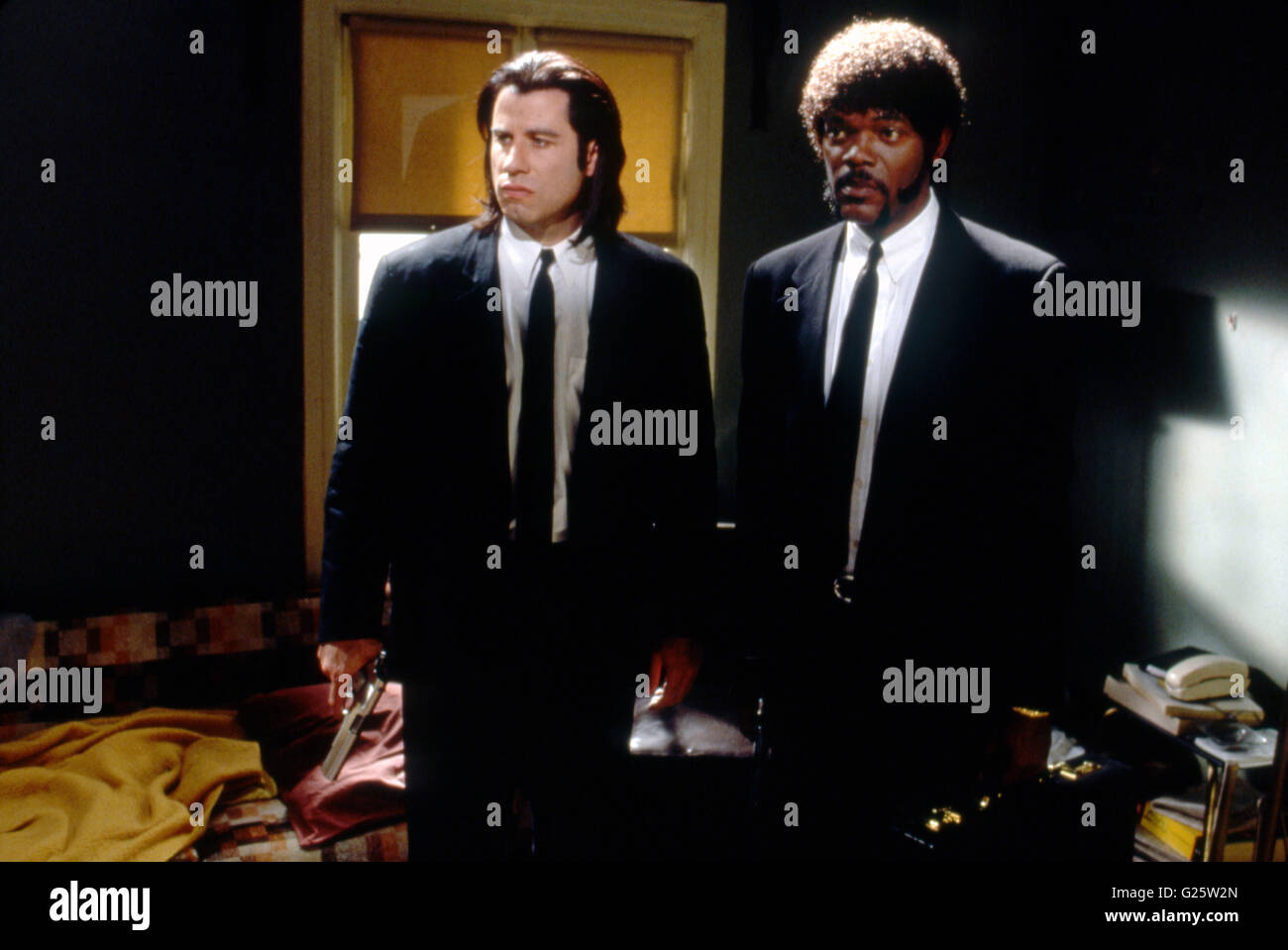 John Travolta Pulp Fiction Stock Photos & John Travolta Pulp Fiction ...