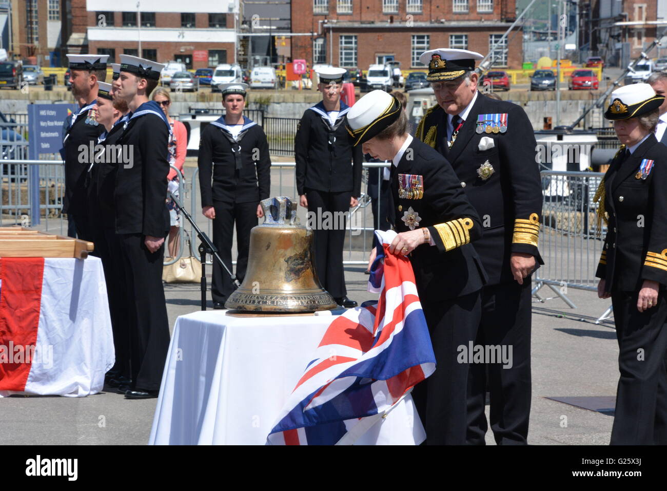 Hms hood hi-res stock photography and images - Alamy