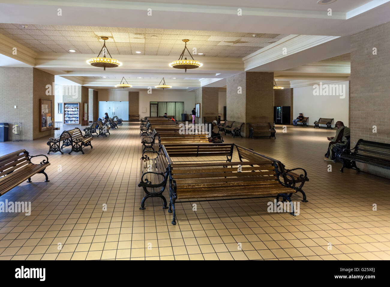 Amtrak train interior hi-res stock photography and images - Alamy
