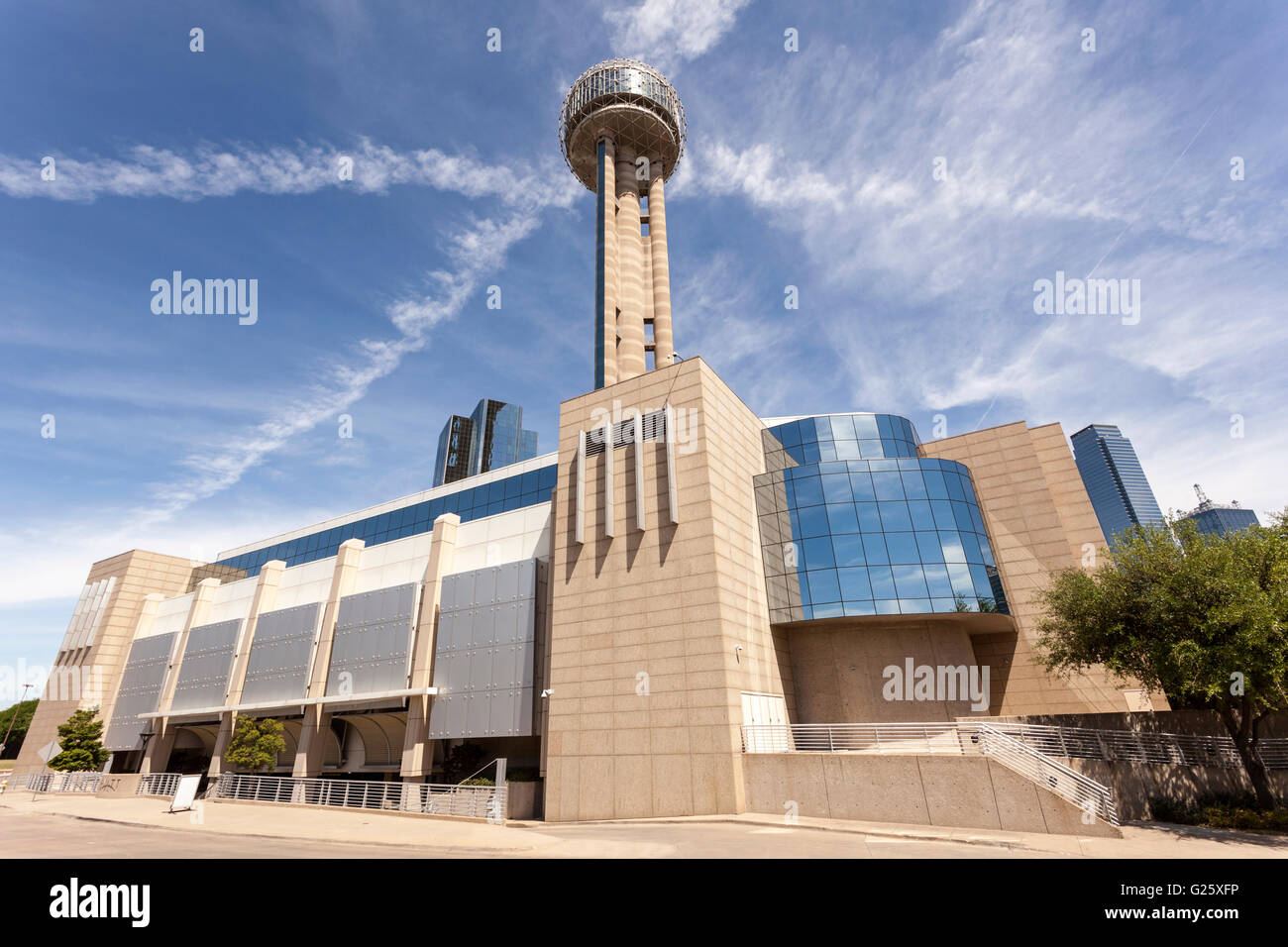 Dallas architecture hi-res stock photography and images - Alamy