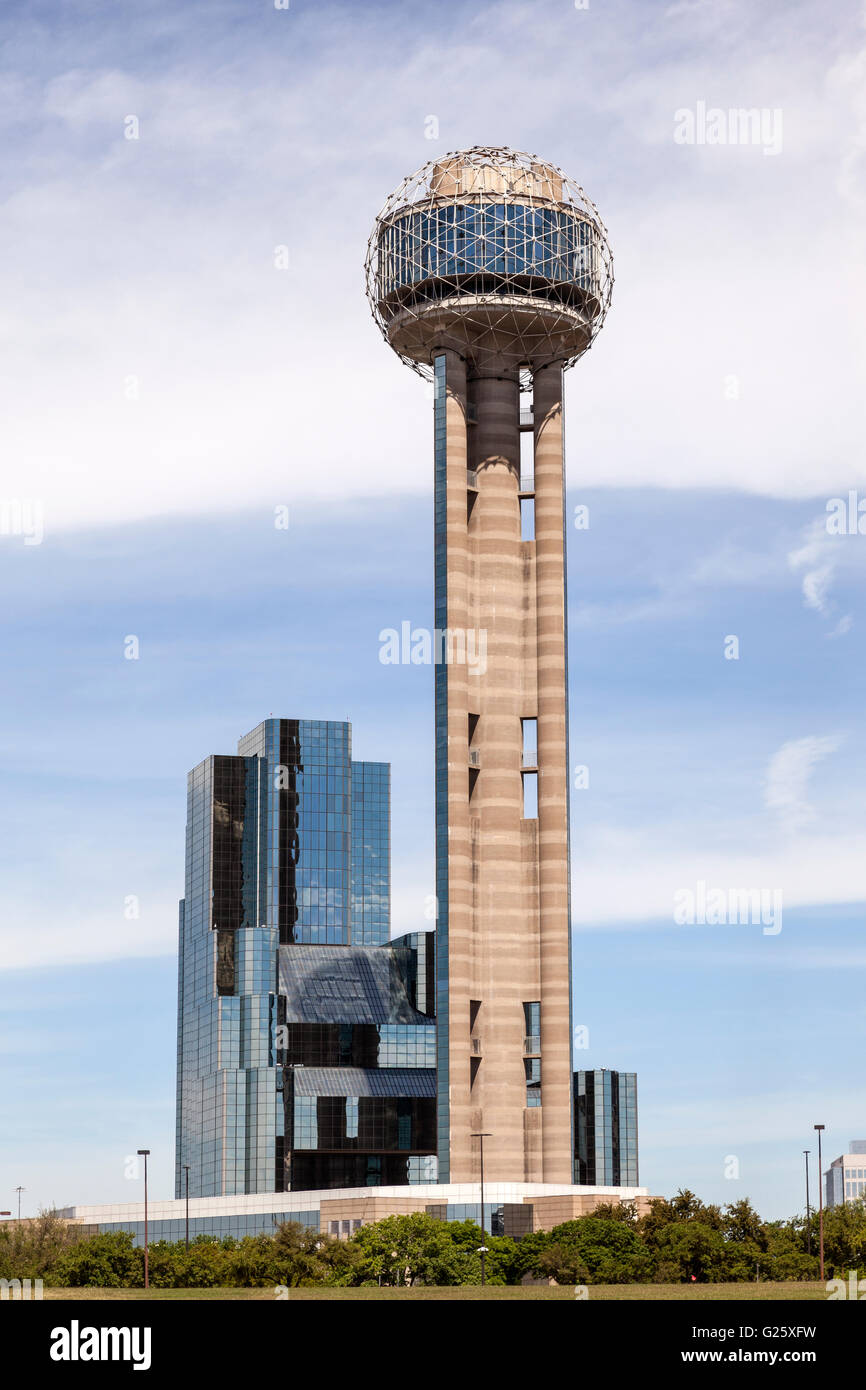 Reunion tower hi-res stock photography and images - Alamy