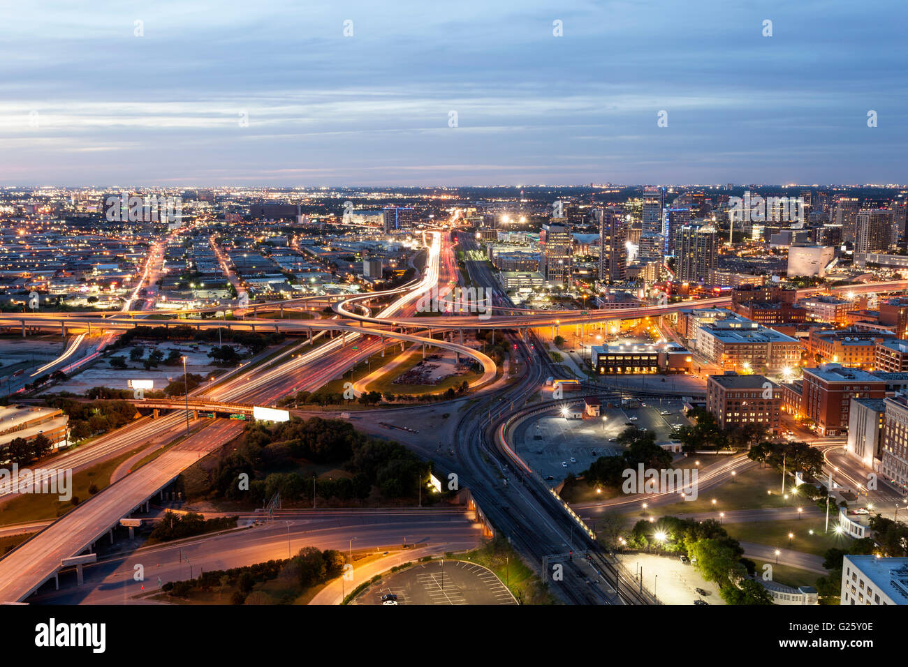 Highways near Dallas downtown Stock Photo - Alamy
