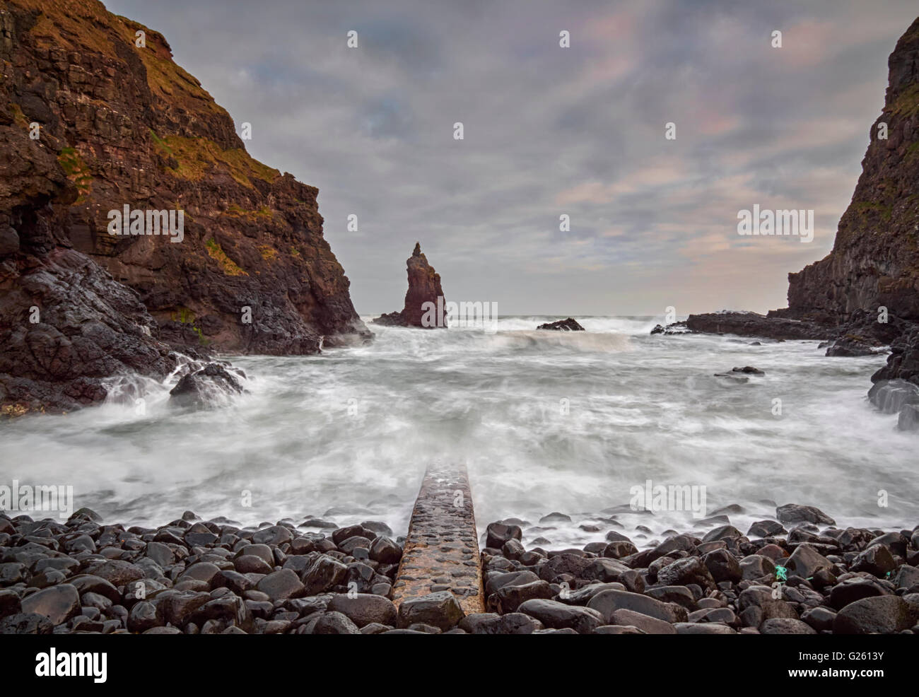 The giants causeway and causeway coast hi-res stock photography and ...