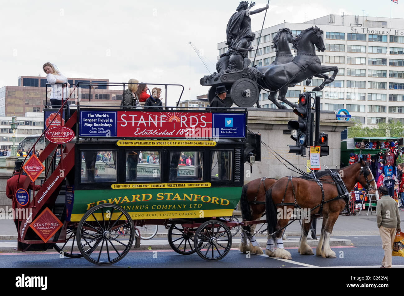 Horse Drawn Carriage London High Resolution Stock Photography and ...