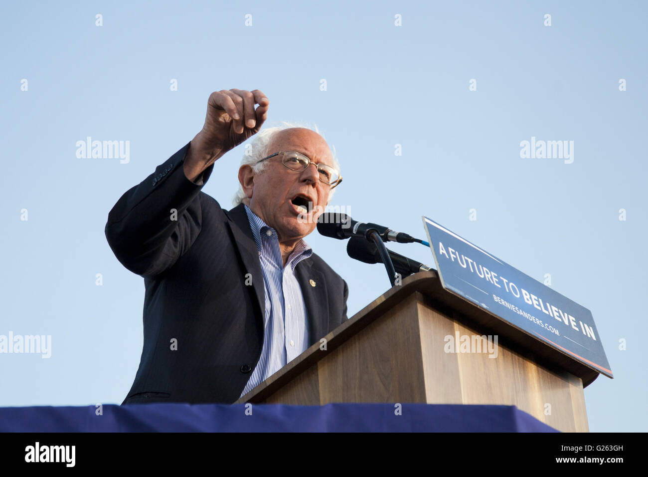 Santa Monica, California, USA. 23rd May, 2016. 2016 Democratic ...