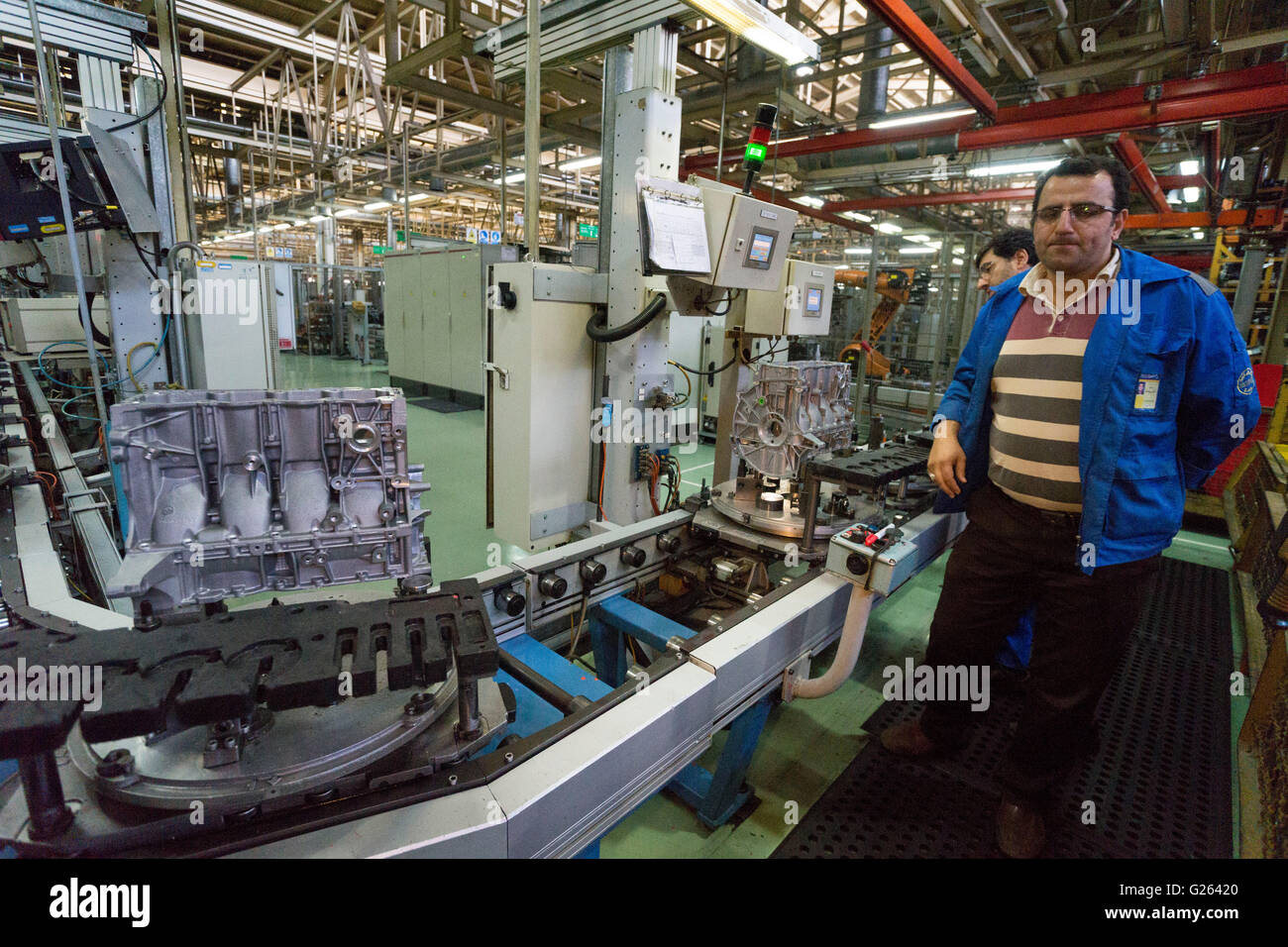 Tehran, Iran. 14th May, 2016. Engines are assembled at the production ...