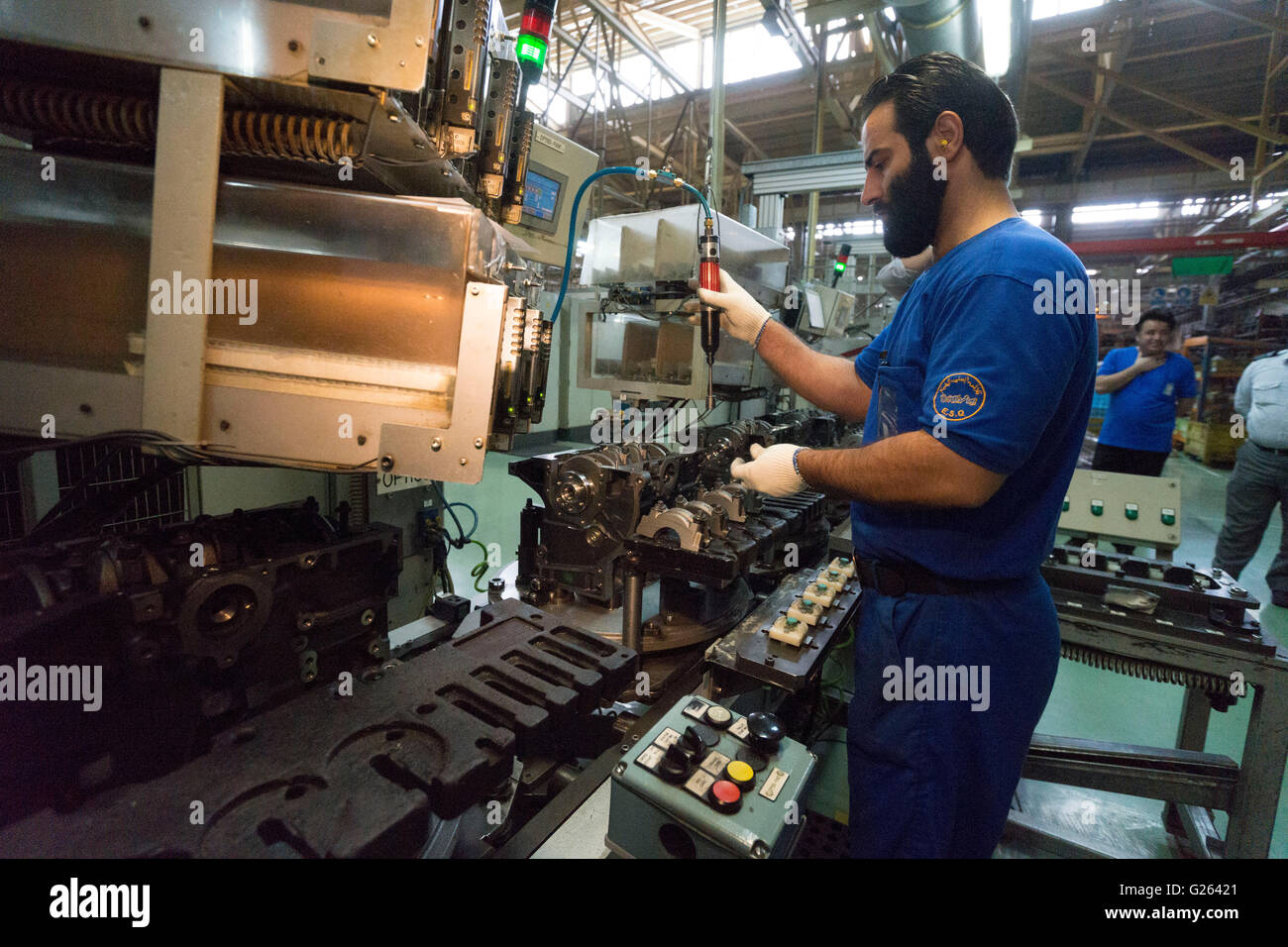 Tehran, Iran. 14th May, 2016. Engines are assembled at the production ...
