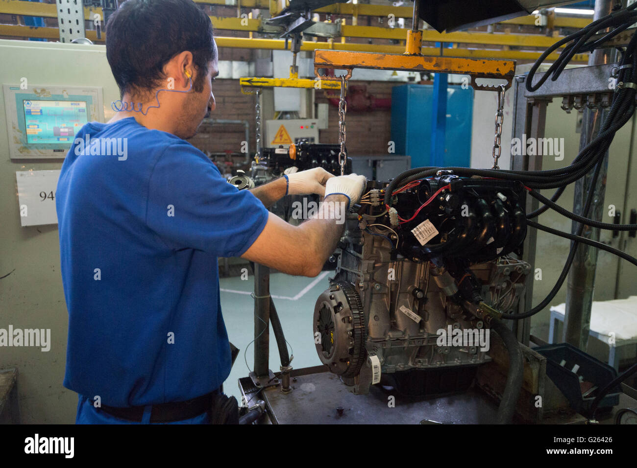 Iran car production hi-res stock photography and images - Alamy