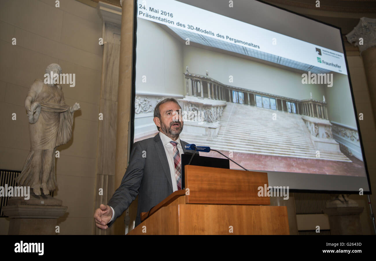 Hermann Parzinger, president of the Prussian Cultural Heritage ...