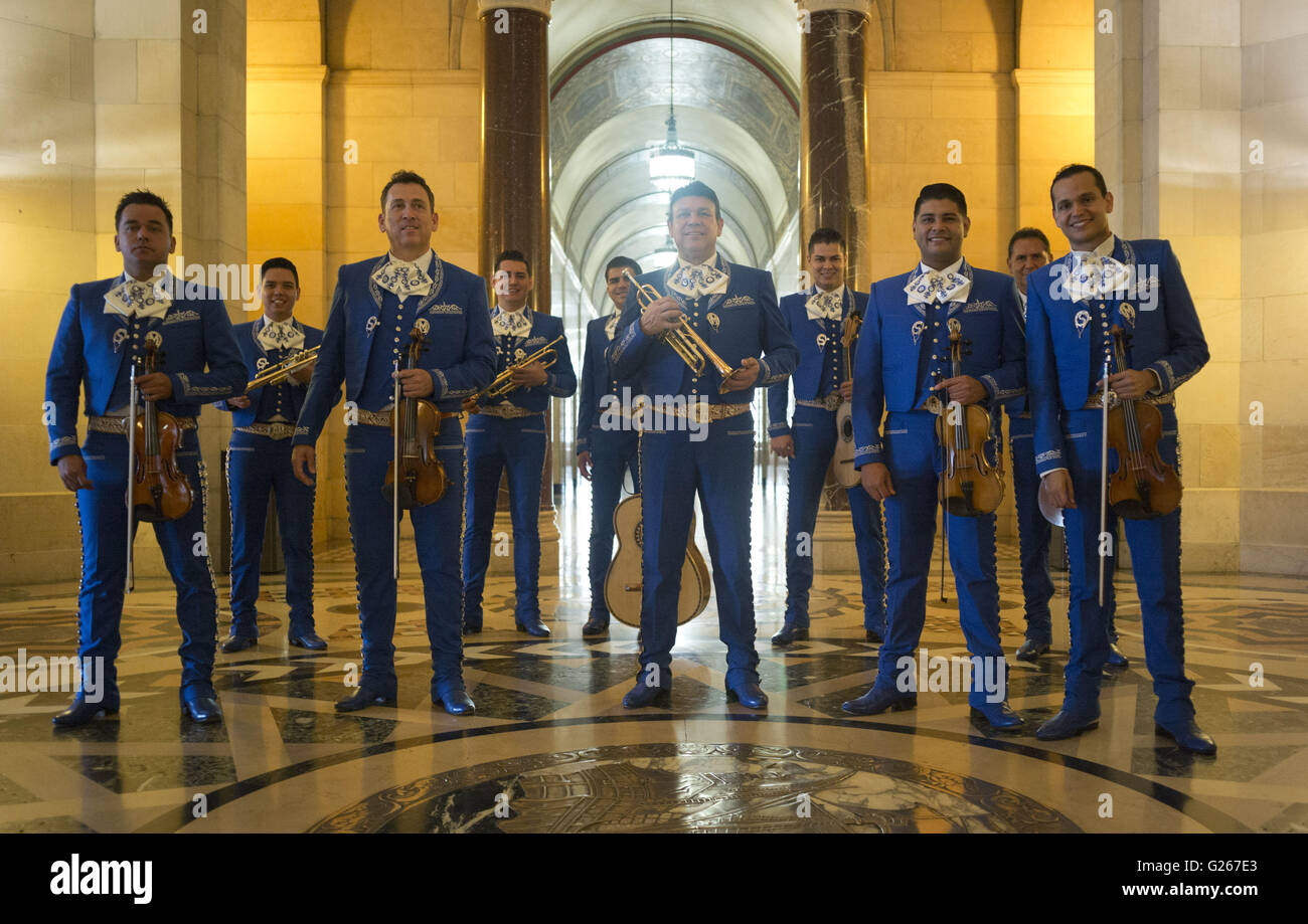 Mariachi sol de mexico hi-res stock photography and images - Alamy