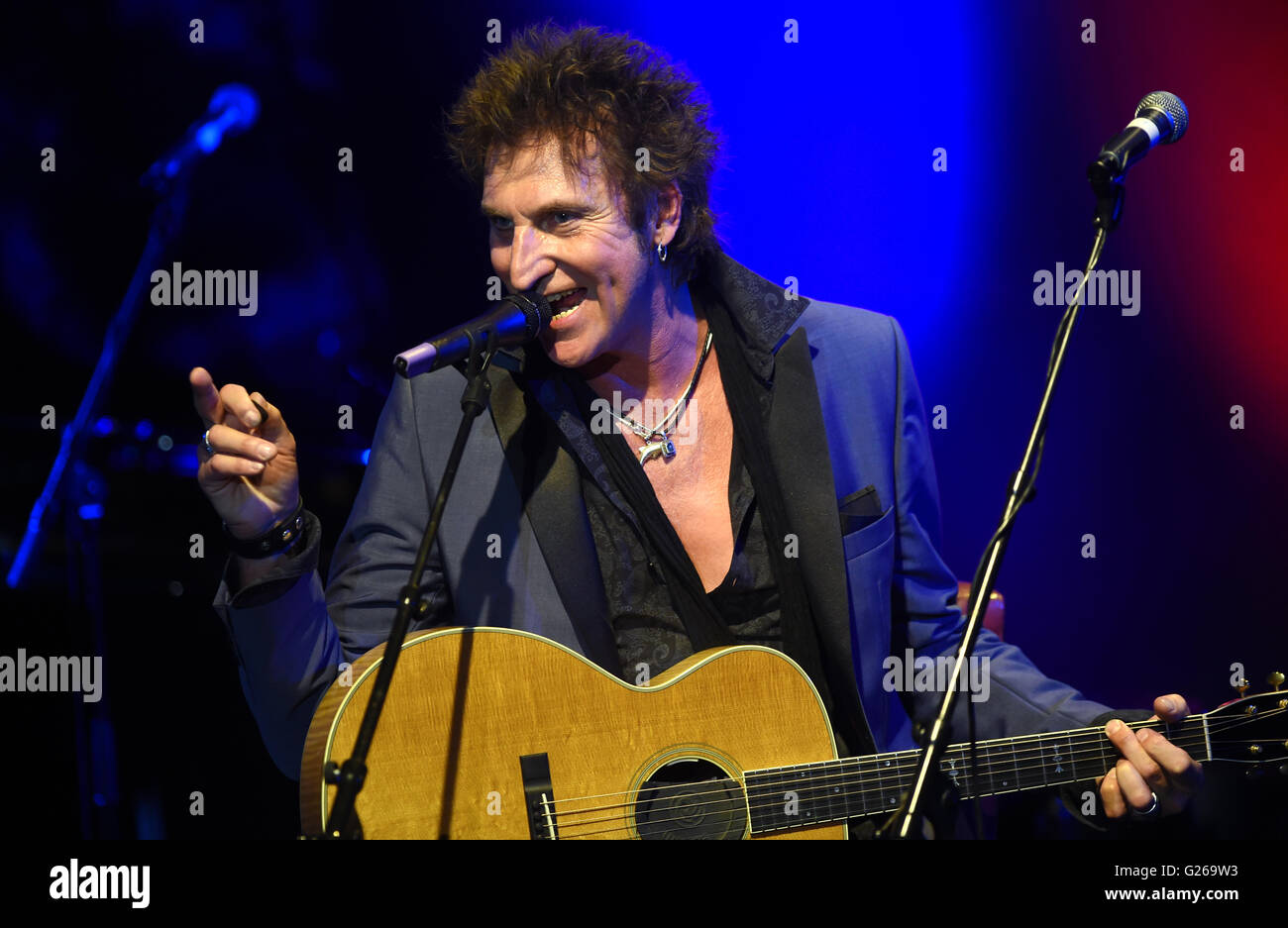 Carl carlton hi-res stock photography and images - Alamy