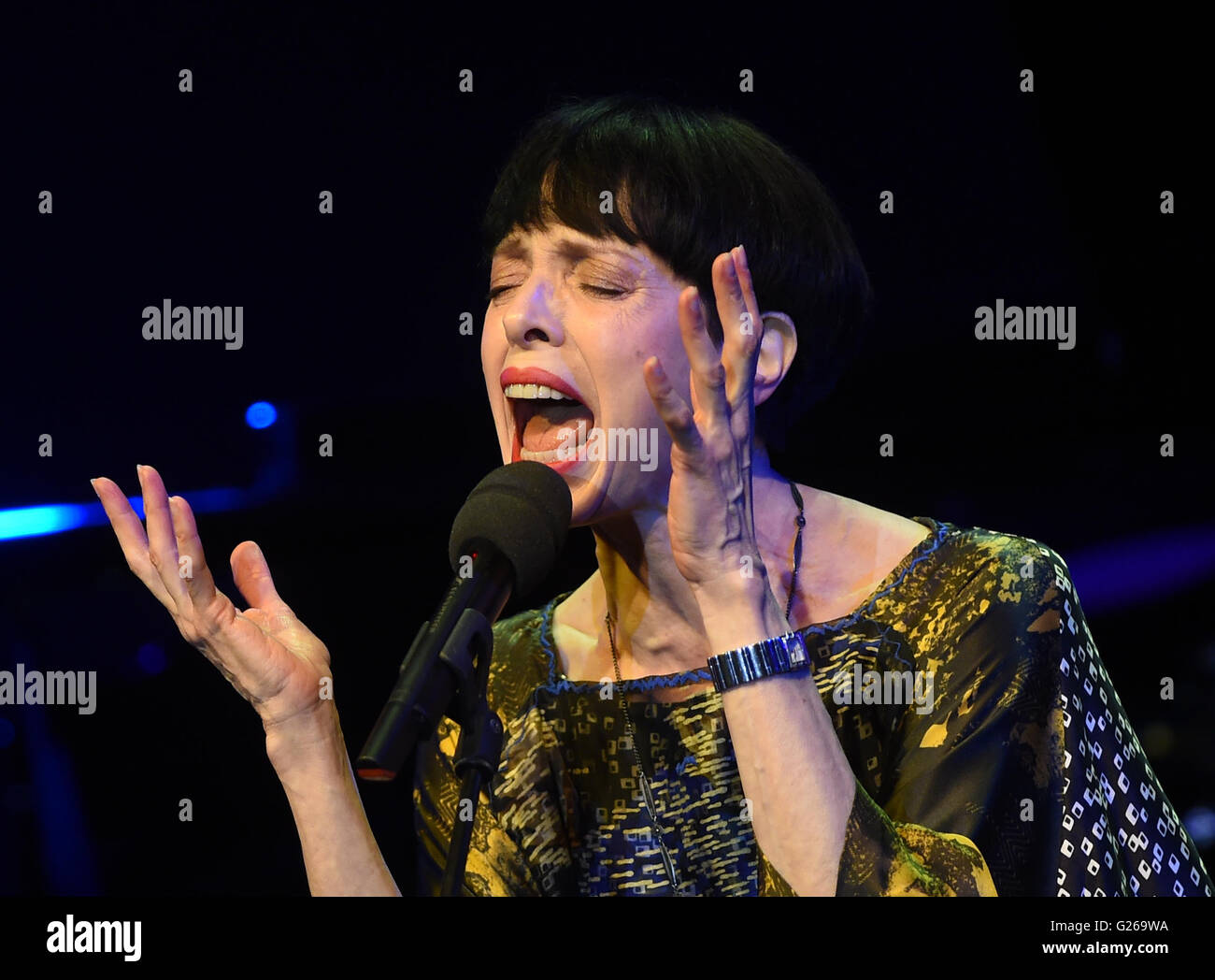 Berlin, Germany. 24th May, 2016. US singer Helen Schneider performs on ...