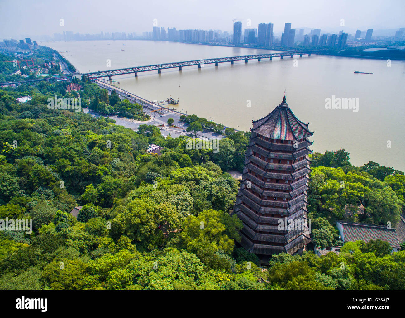 Aerial group photo of 5 hi-res stock photography and images - Alamy