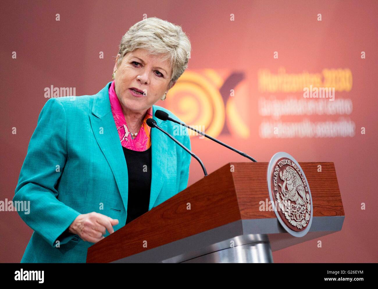 Eclac hi-res stock photography and images - Alamy