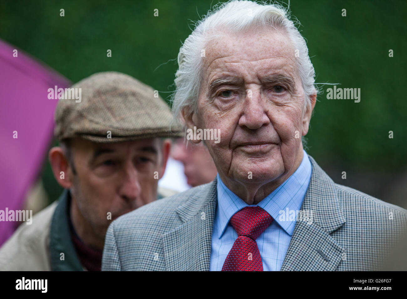 Member parliament bolsover dennis skinner hi-res stock photography and ...