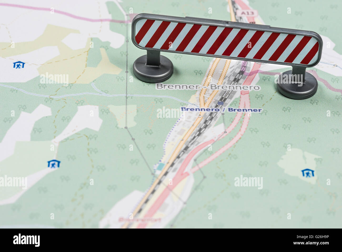 Red sign map hi-res stock photography and images - Alamy