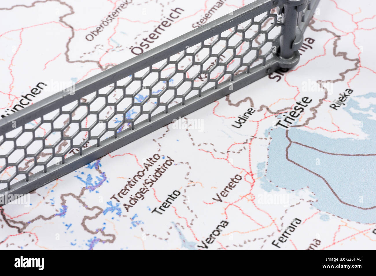 Austrian italian border hi-res stock photography and images - Alamy