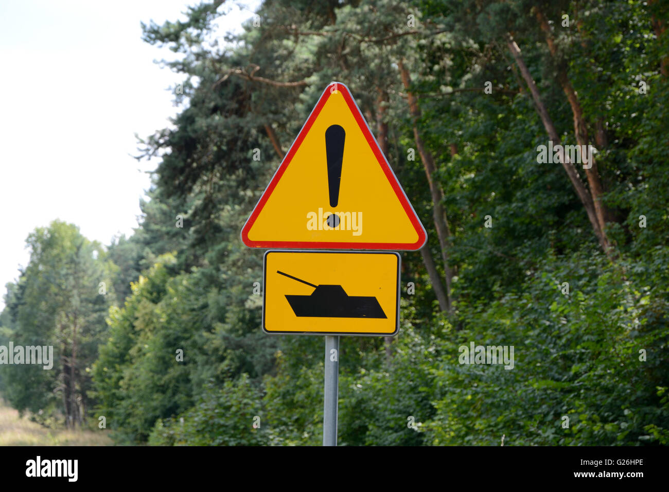 Military road sign hi-res stock photography and images - Alamy