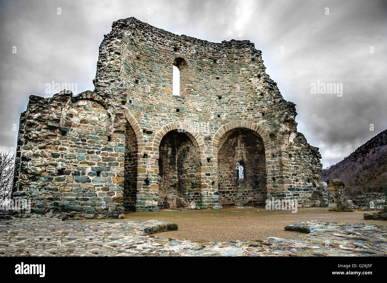 ruins storm sky Stock Photo - Alamy