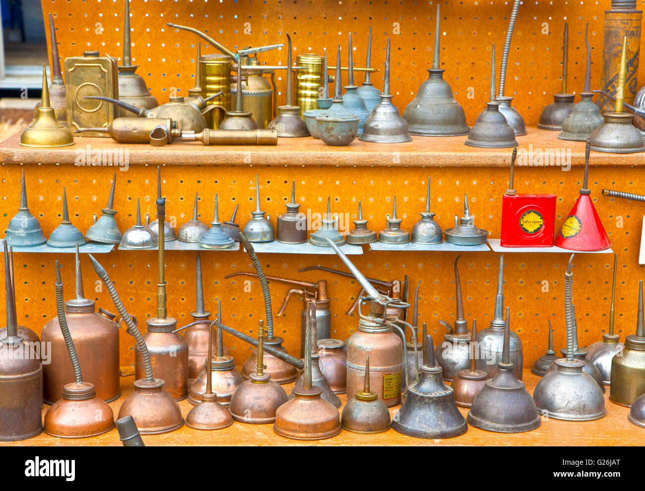 Motor oil containers hi-res stock photography and images - Alamy