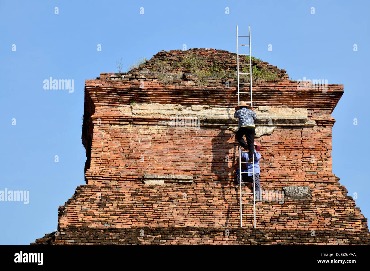 Cleaning an ancient wall hi-res stock photography and images - Alamy