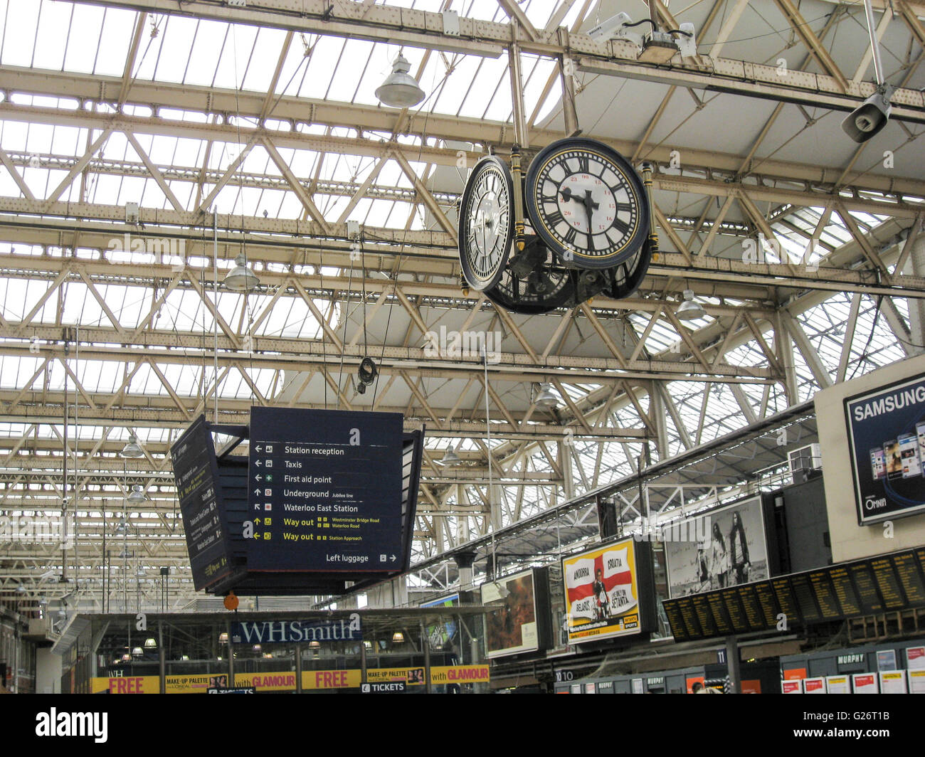 Charing Cross Station London England Stock Photo - Alamy