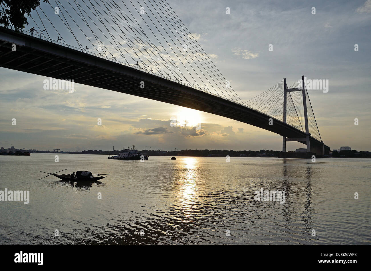 Second Hooghly Bridge at sunset, Kolkata, West Bengal, India Stock ...