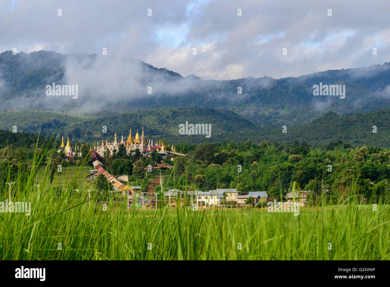 Grass temple hi-res stock photography and images - Alamy
