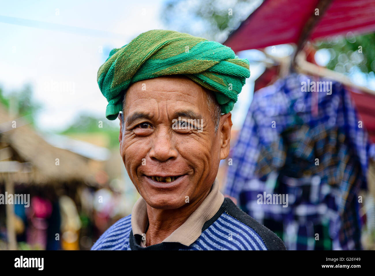 Man burma hi-res stock photography and images - Alamy