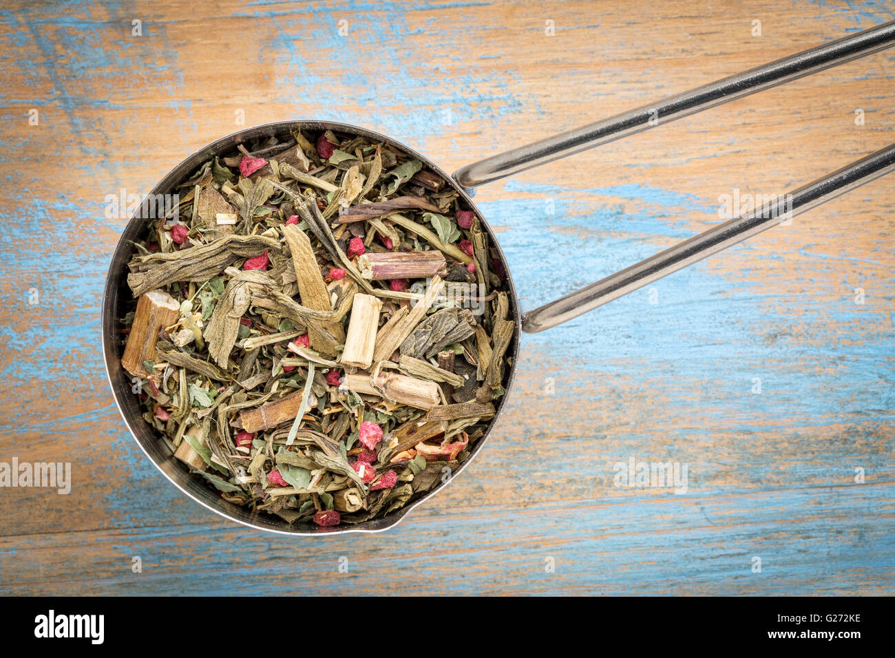 Measuring scoop of a Breathing and bronchitis herbal tea including ...