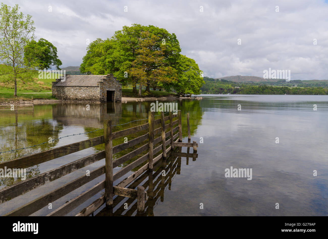 Wray castle hi-res stock photography and images - Alamy
