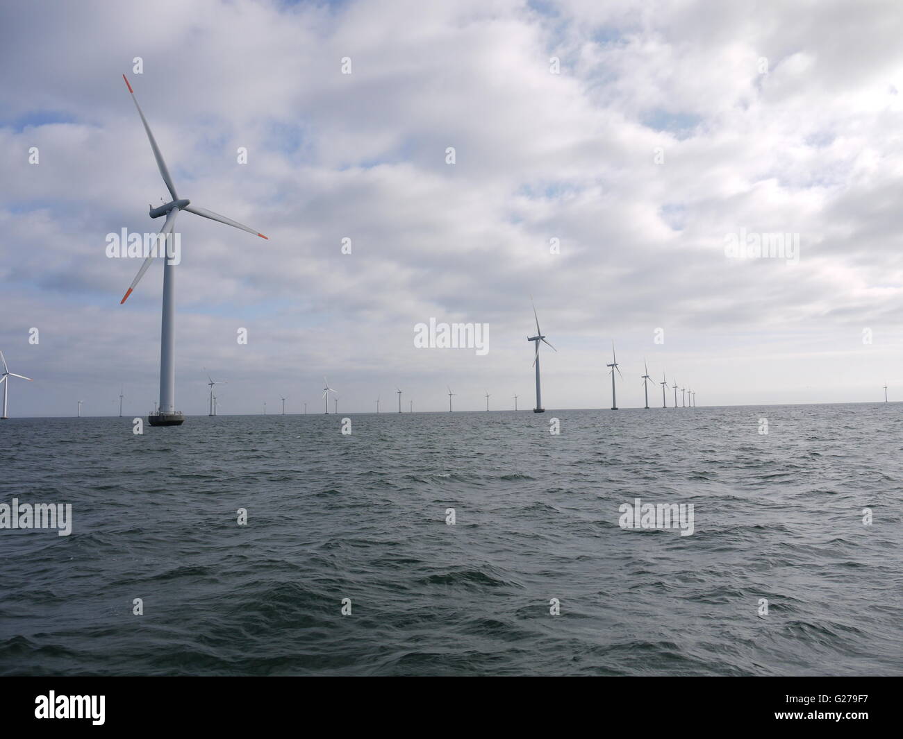 Offshore power wind turbines hi-res stock photography and images - Alamy