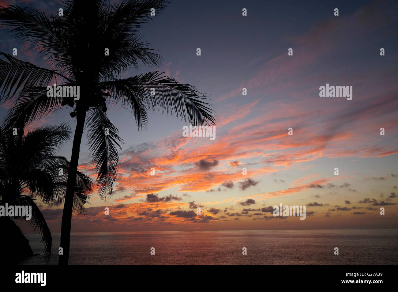 Acapulco sunset hi-res stock photography and images - Alamy