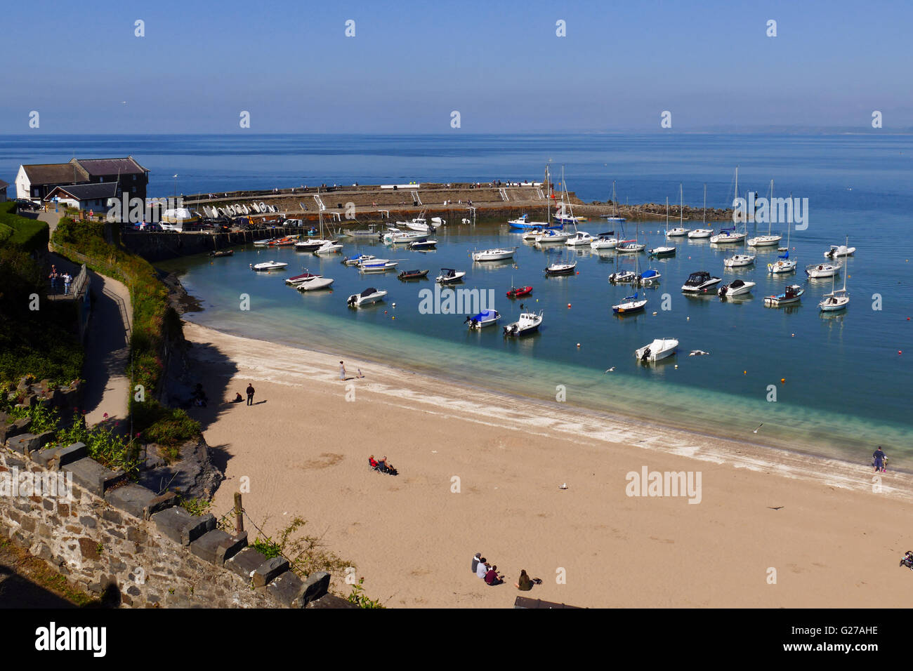 Harbour new quay ceredigion west hi-res stock photography and images ...