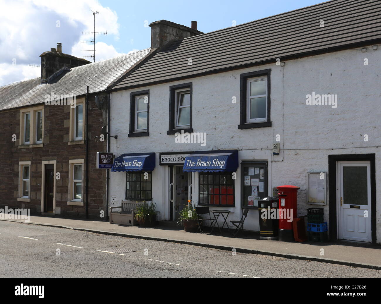 Braco street scene with village shop Scotland May 2016 Stock Photo - Alamy